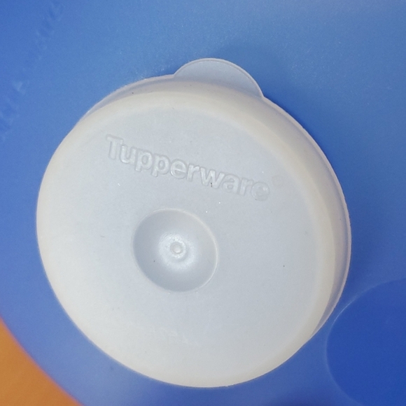 Tupperware | Kitchen | Tupperware Salad Container And Hard Boiled Egg ...